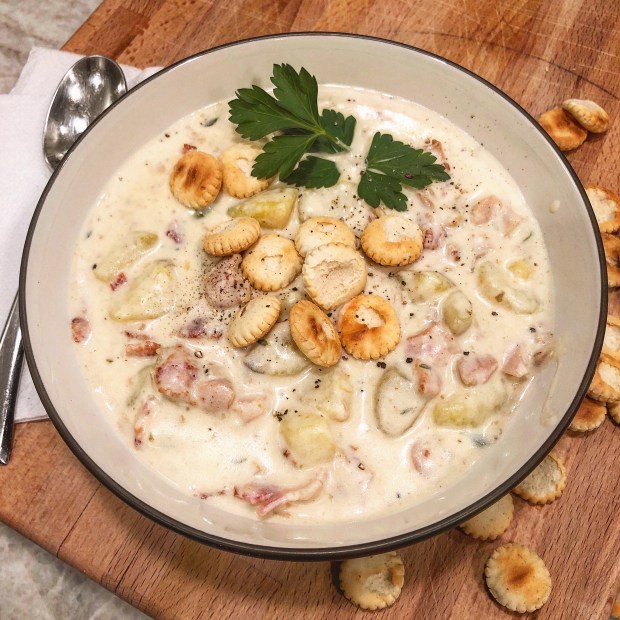 New England Style Clam Chowdah – The Leigh Factor